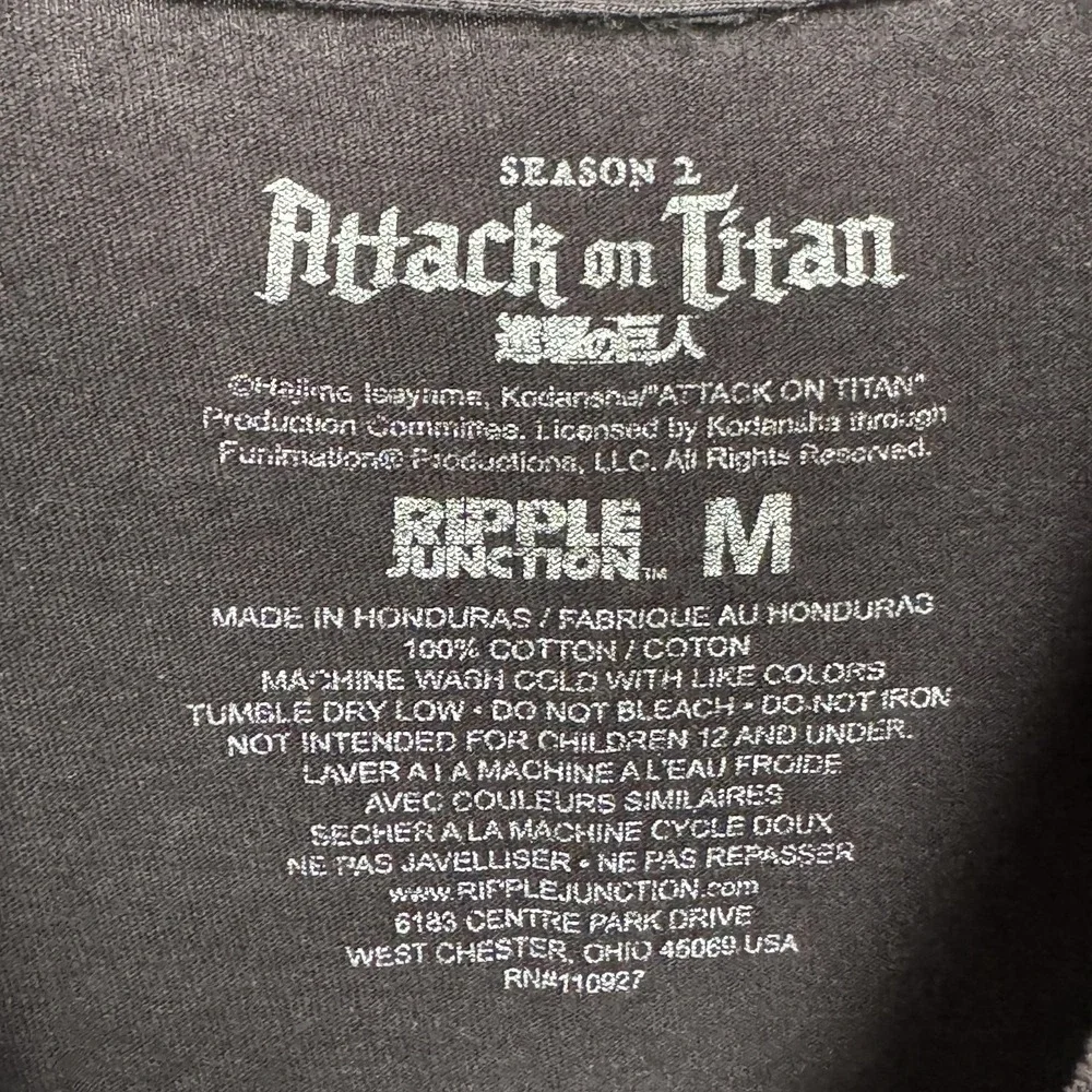 Ripple Junction | Shirts | Attack On Titan Shirt Mens Medium Captain ...